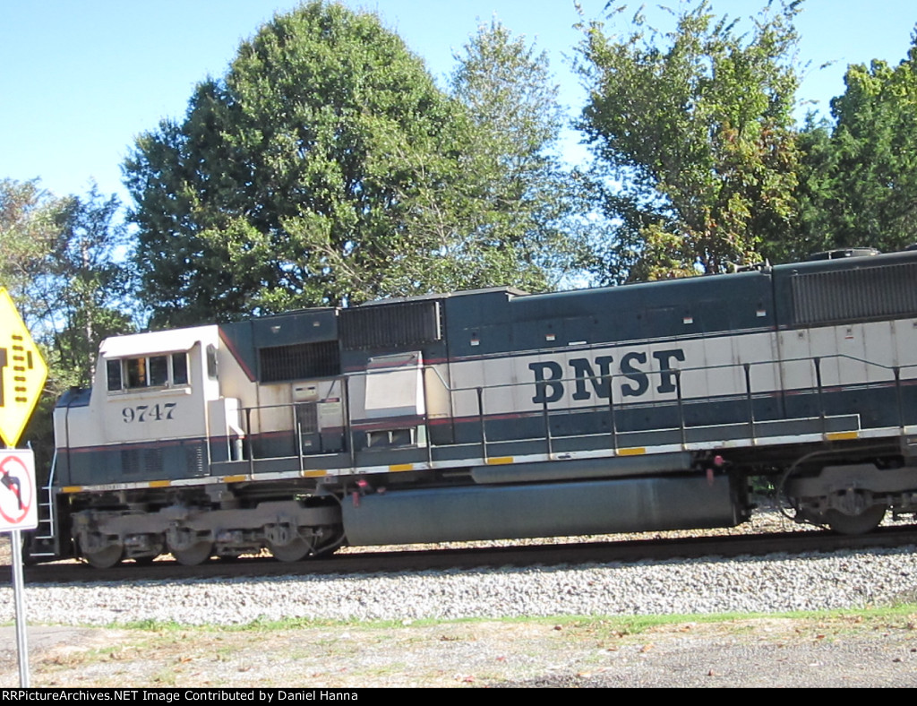 BNSF 9747